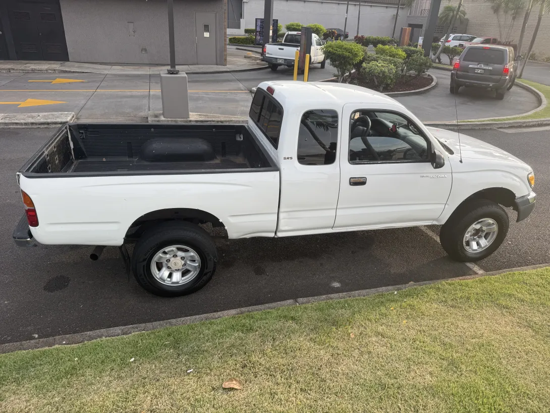 2000 Toyota Tacoma | Military Car Lot